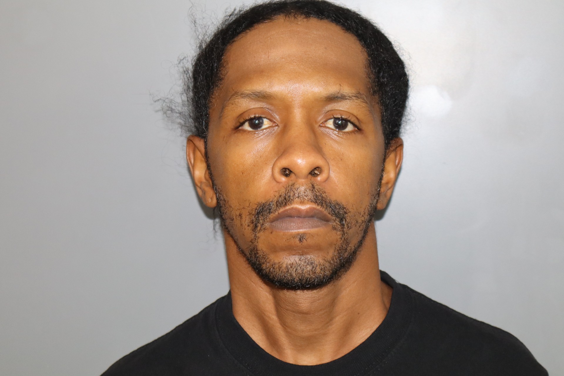 MAN ARRESTED FOR CARRYING A FIREARM OPENLY OR CONCEALED ANDPOSSESSION ...